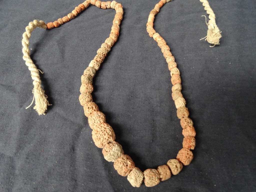 Rough coral & rope beads | Antiques Board