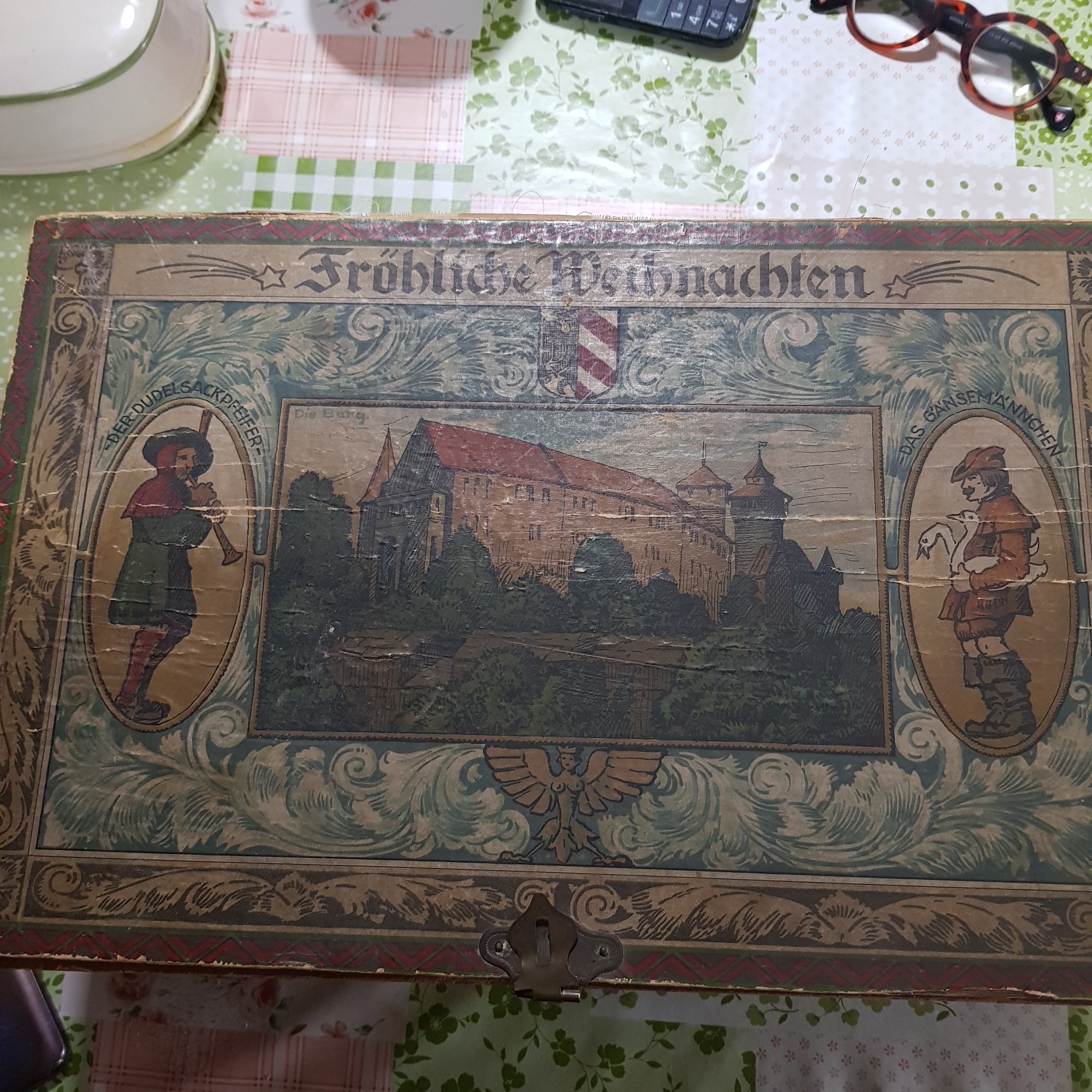 German wooden box | Antiques Board