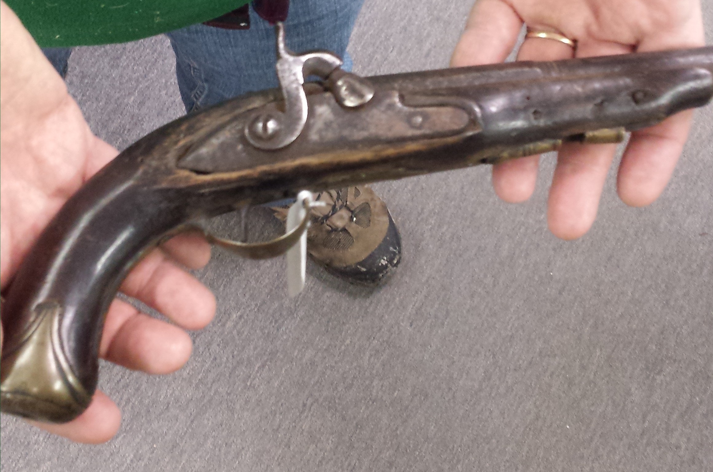 Pistol ID and Value | Antiques Board