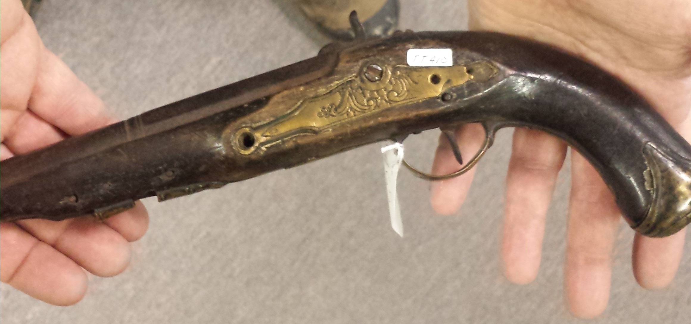Pistol ID and Value | Antiques Board