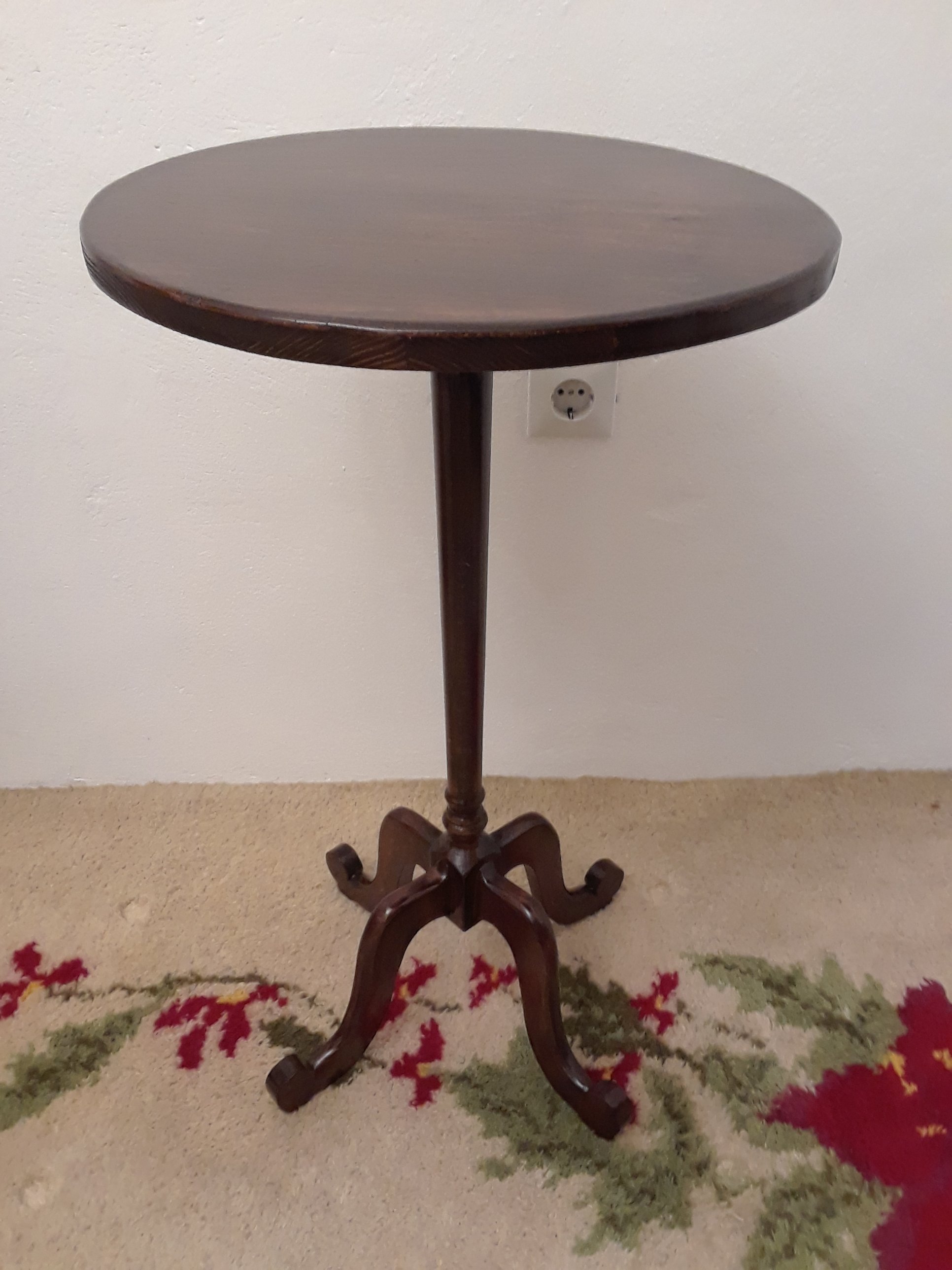 vintage table | Antiques Board