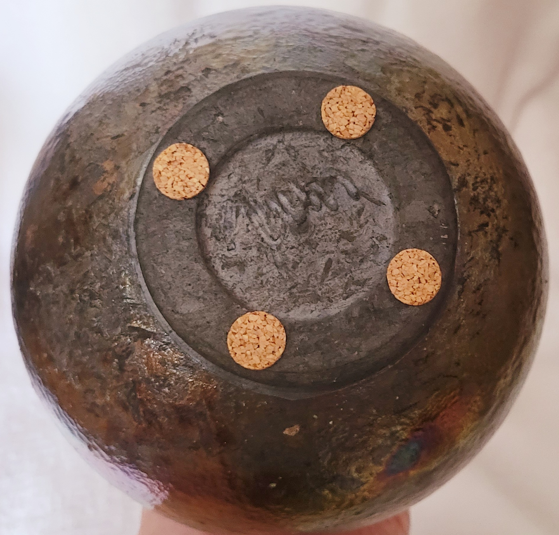 ID signature on raku vase | Antiques Board