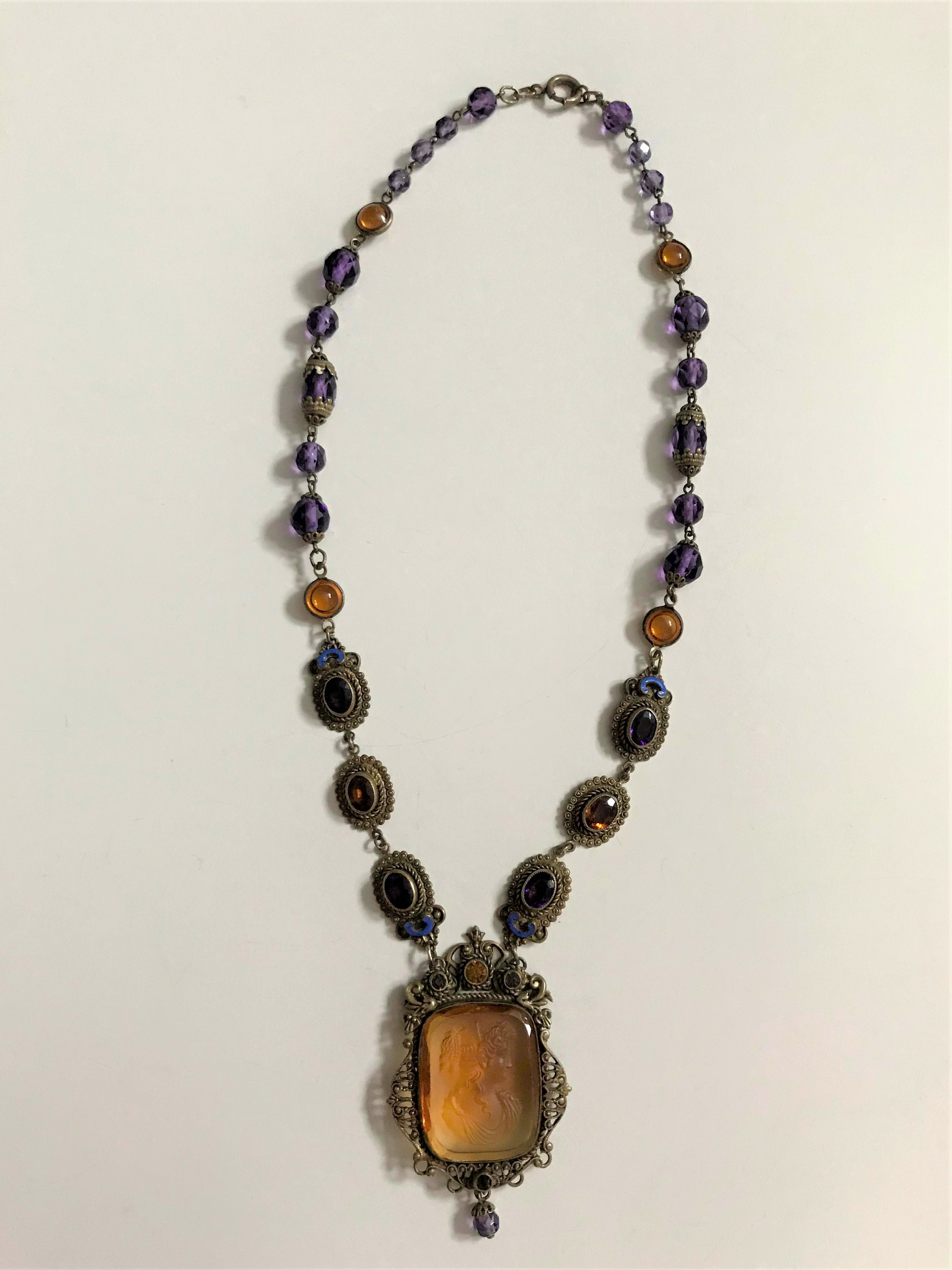 Just sharing my new to me Neiger Bros necklace | Antiques Board