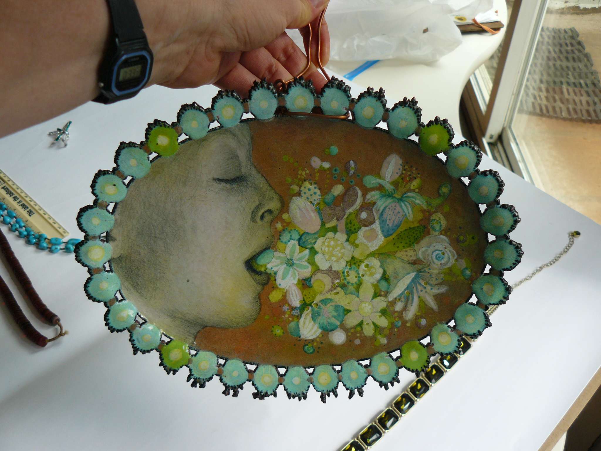 Contemporary enamel metal wall painted piece, artist help needed ...