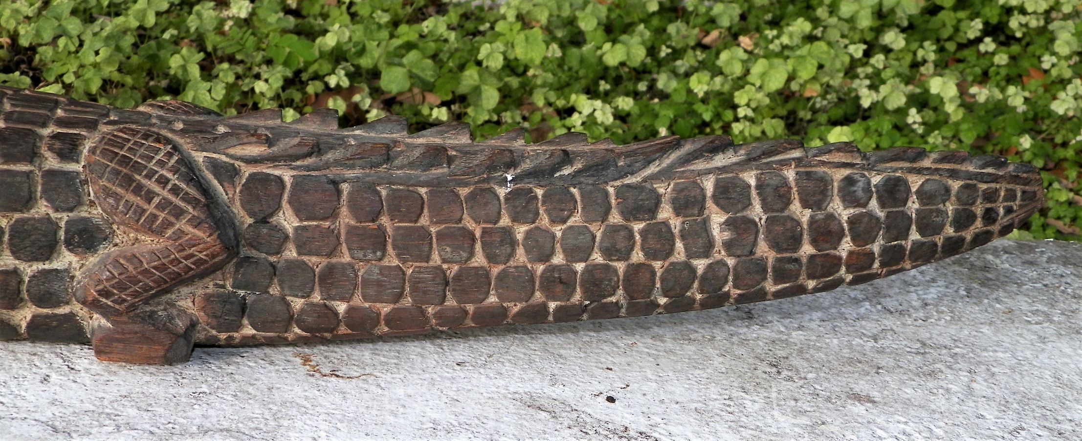 Cool carved wood alligator folk art? Carved symbol artist's signature ...