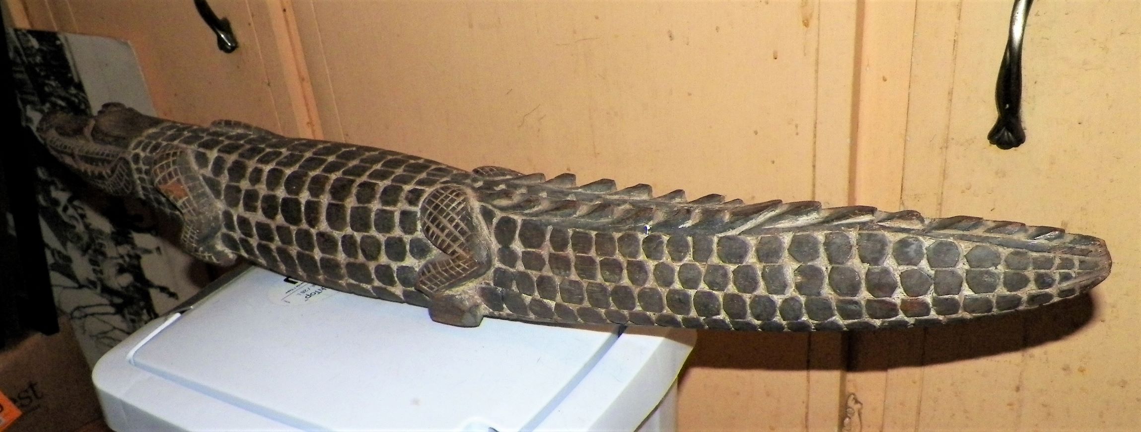 Cool carved wood alligator folk art? Carved symbol artist's signature ...