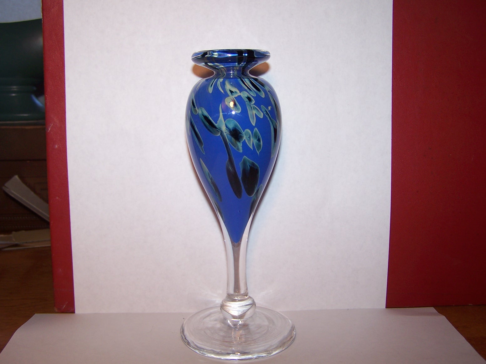 Help ID Art glass bud vase signed RM. | Antiques Board
