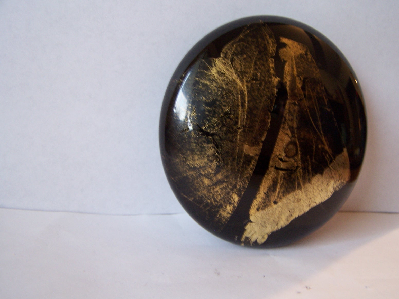 Art Glass paperweight signed R S 88 | Antiques Board