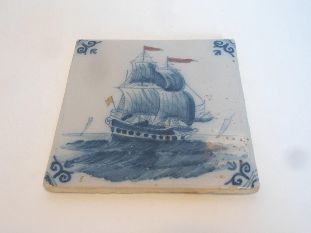 ship ceramic tile age ? | Antiques Board