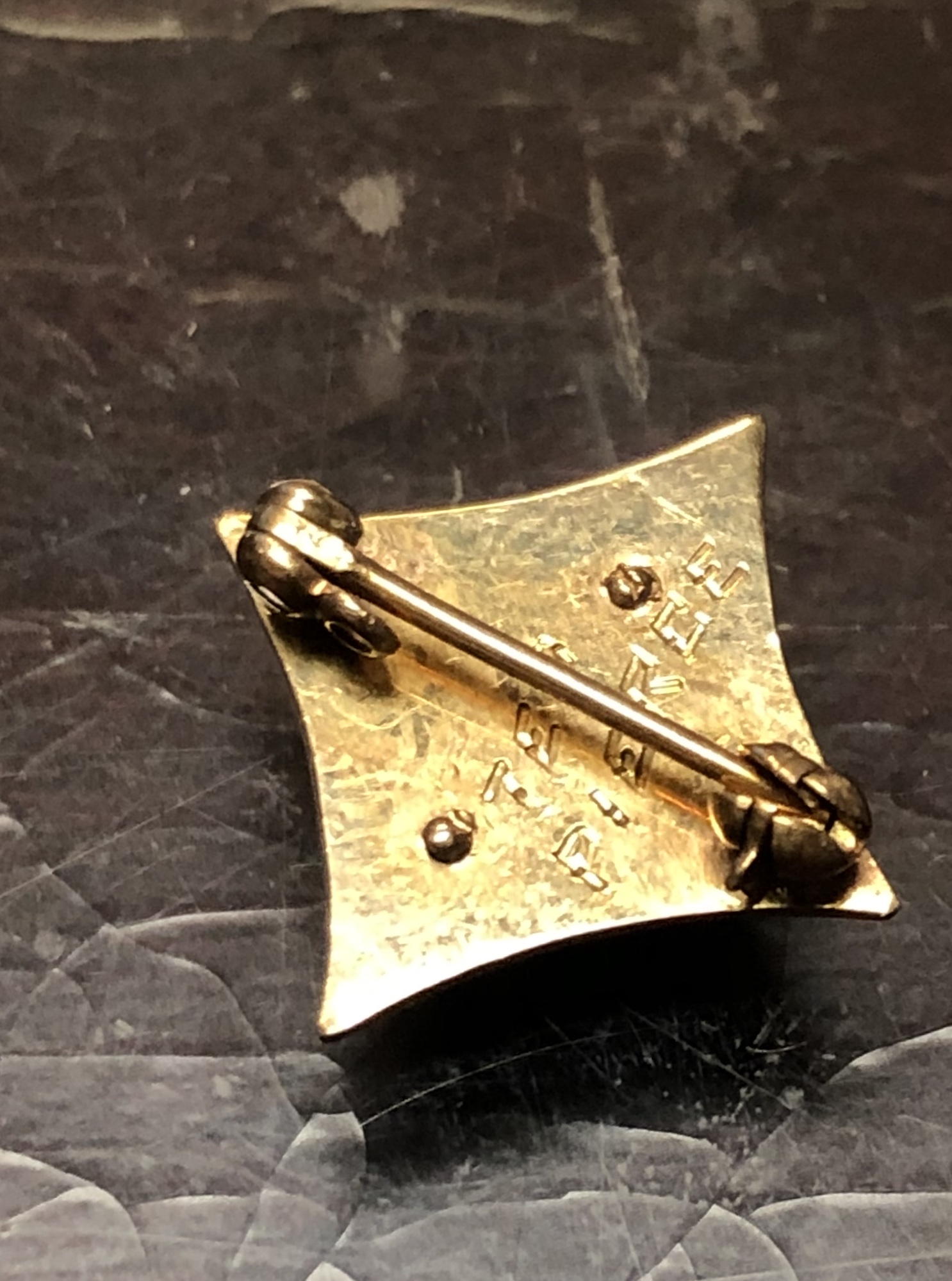 antique gold pin | Antiques Board