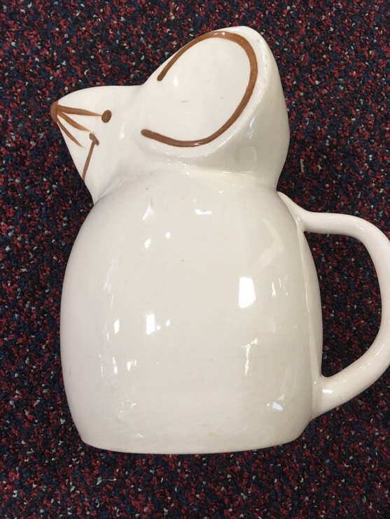 Mouse Pottery Pitcher | Antiques Board