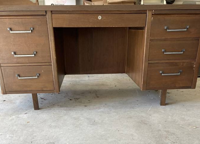 Indiana Desk Co MCM Desk...thoughts? | Antiques Board