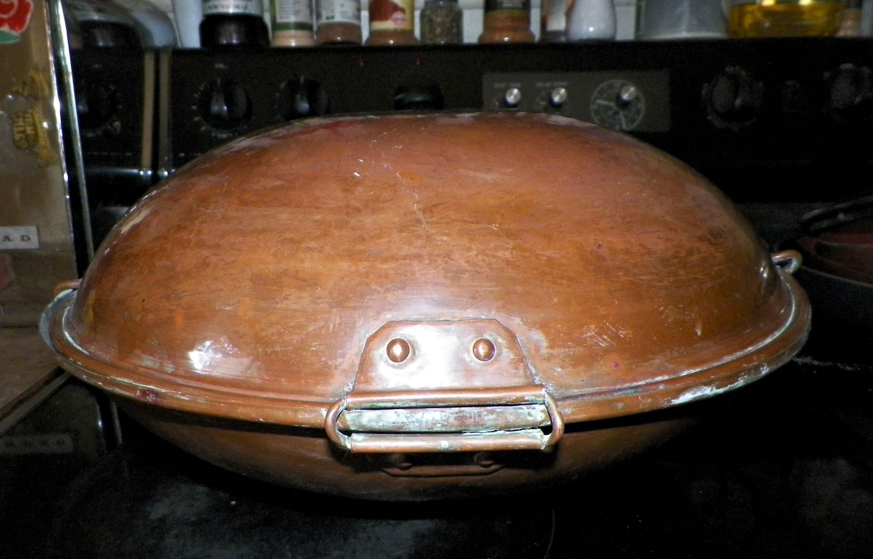 CLAM SHELL SHAPED, HAMMERED COPPER - OLD PAELLA PAN/POT? | Antiques Board
