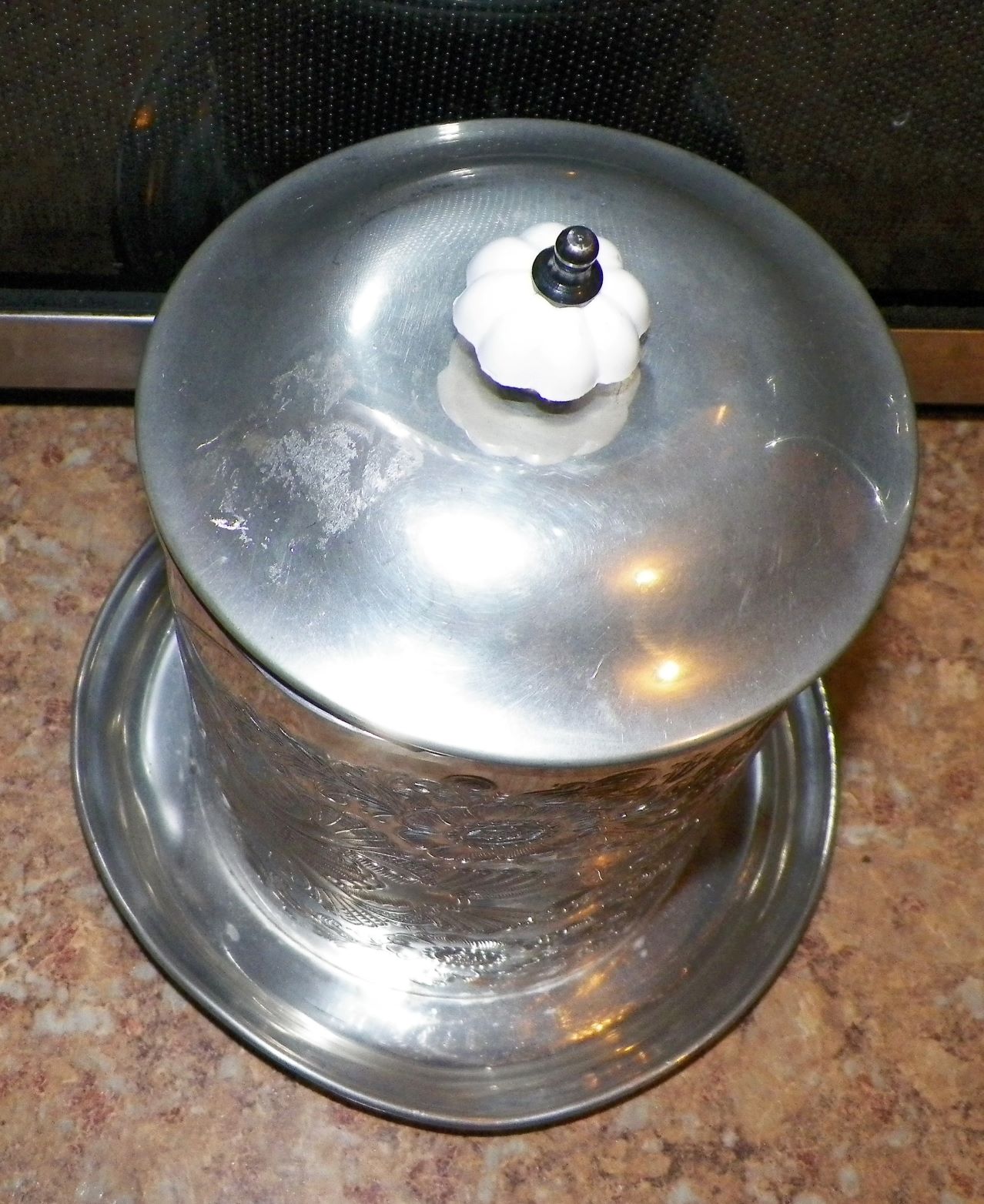 VINERS OF SHEFFIELD ENGLISH PEWTER TEA CADDY? TOBACCO JAR? | Antiques Board