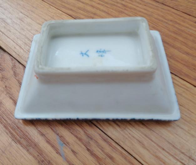 Small Rectangle Dish Chinese or Japanese? | Antiques Board