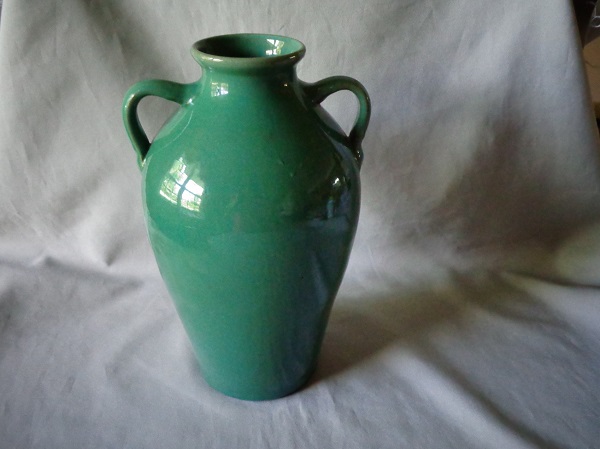 Pottery Vase - Hand Thrown Southern Genuine Bybee? | Antiques Board