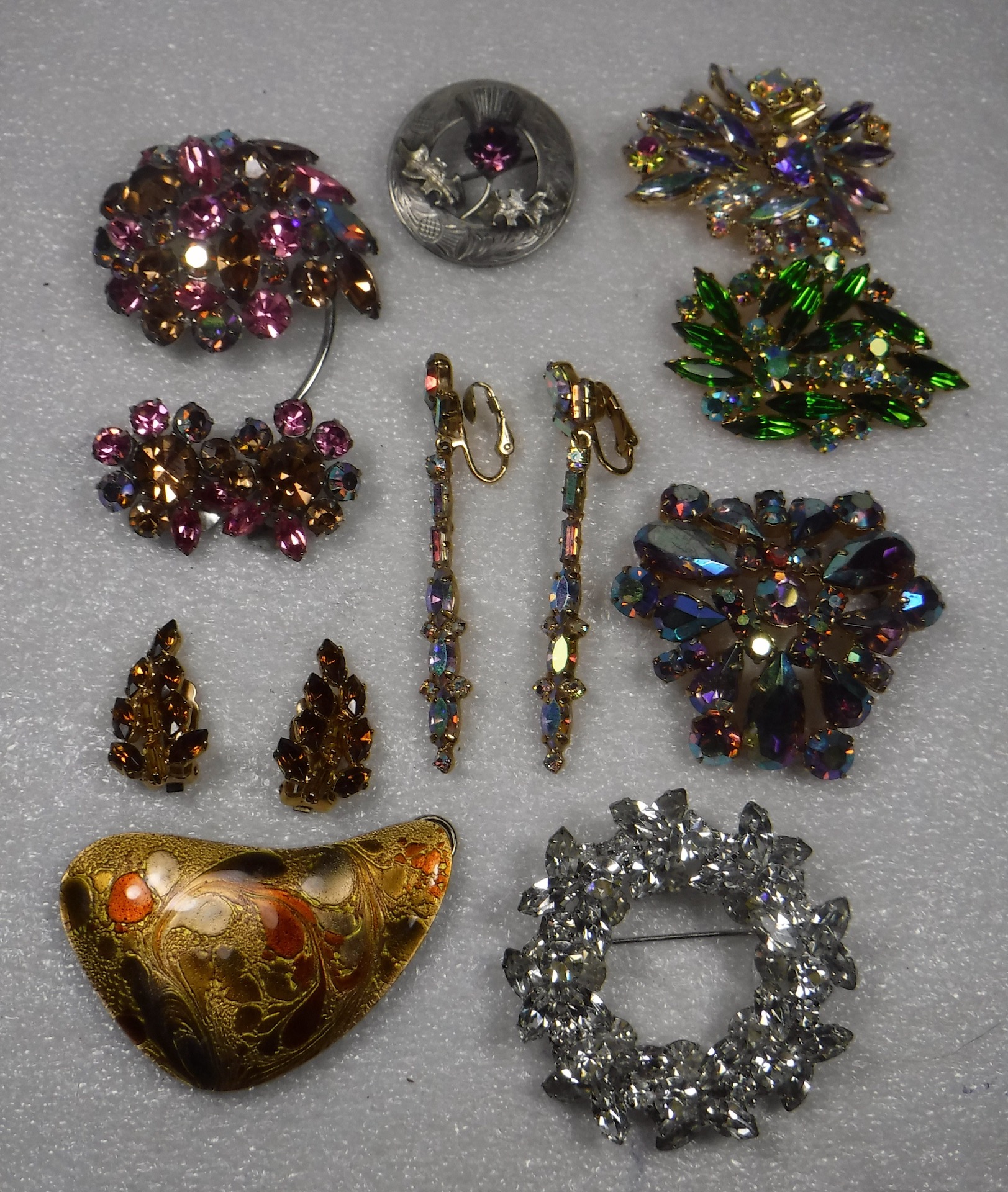 Rhinestone Pieces Help | Antiques Board