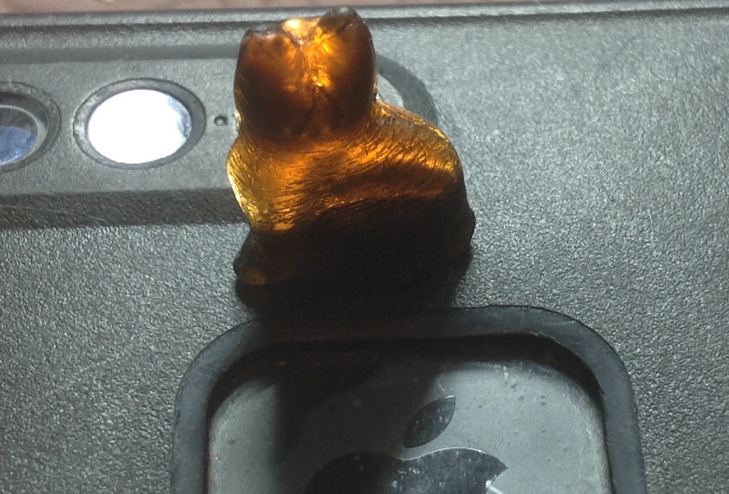Whitby Jet? Glass? Cat | Antiques Board