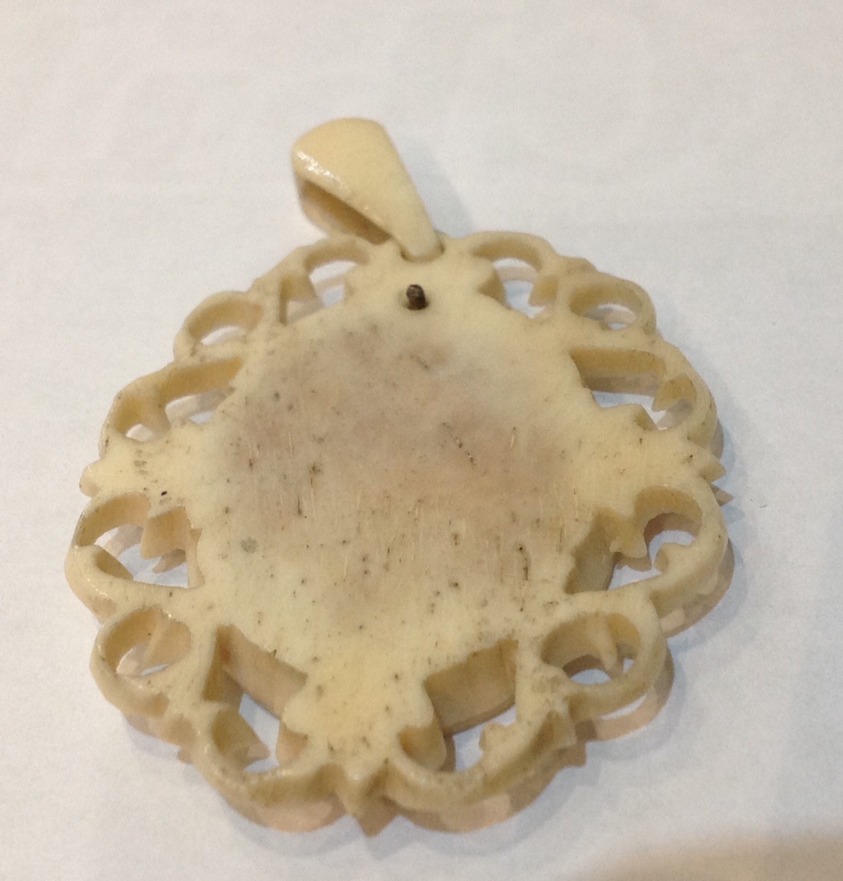 Age of hair locket and bone pendant | Antiques Board