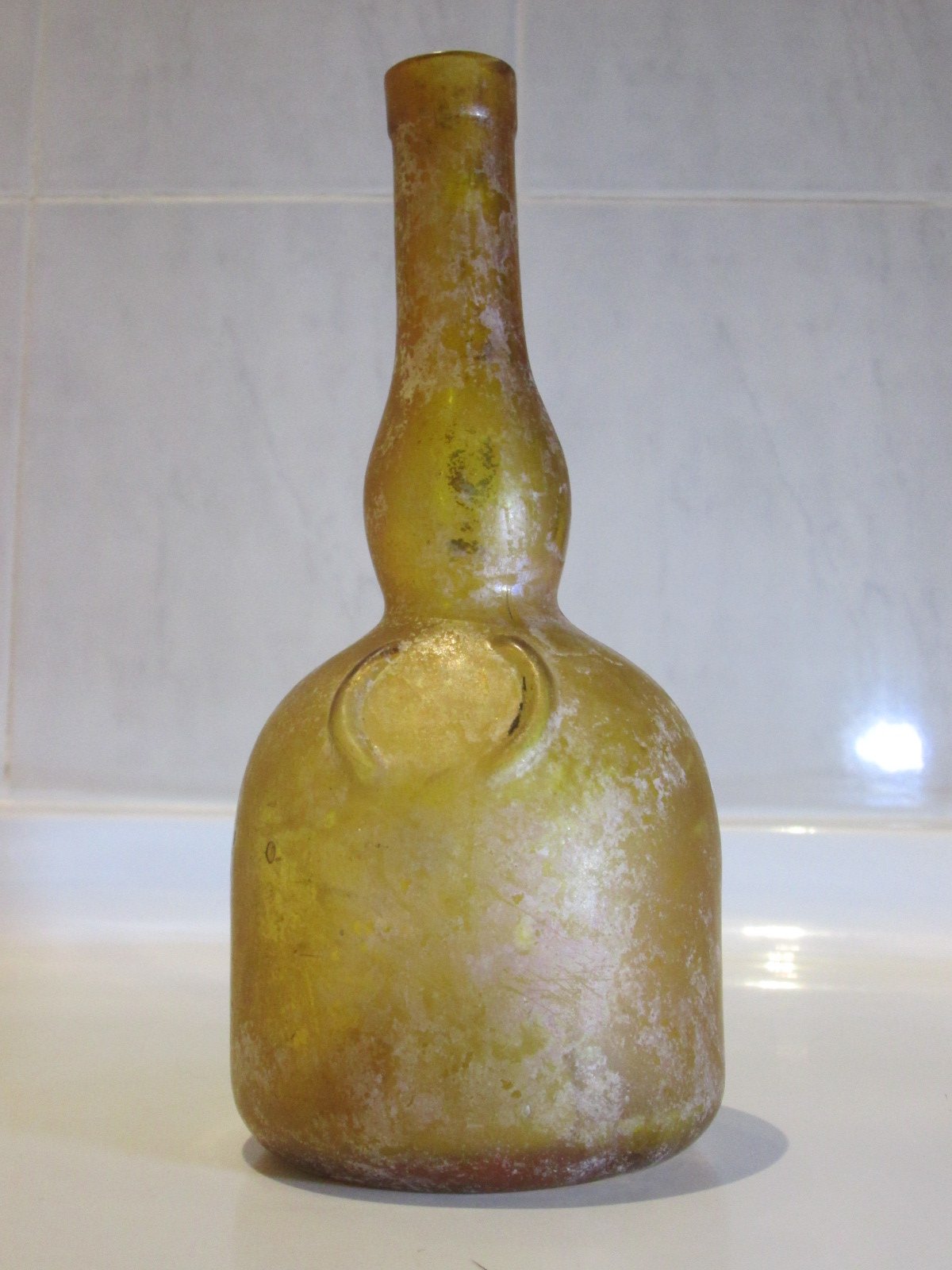 old or old old glass bottle | Antiques Board