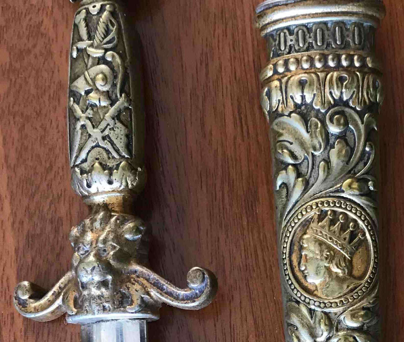 Antique dagger, looks French | Antiques Board