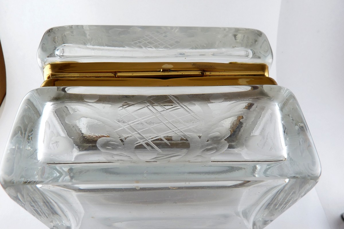 Bohemian Cut Glass Lidded Box with Deer / Stag, Age? Country ...