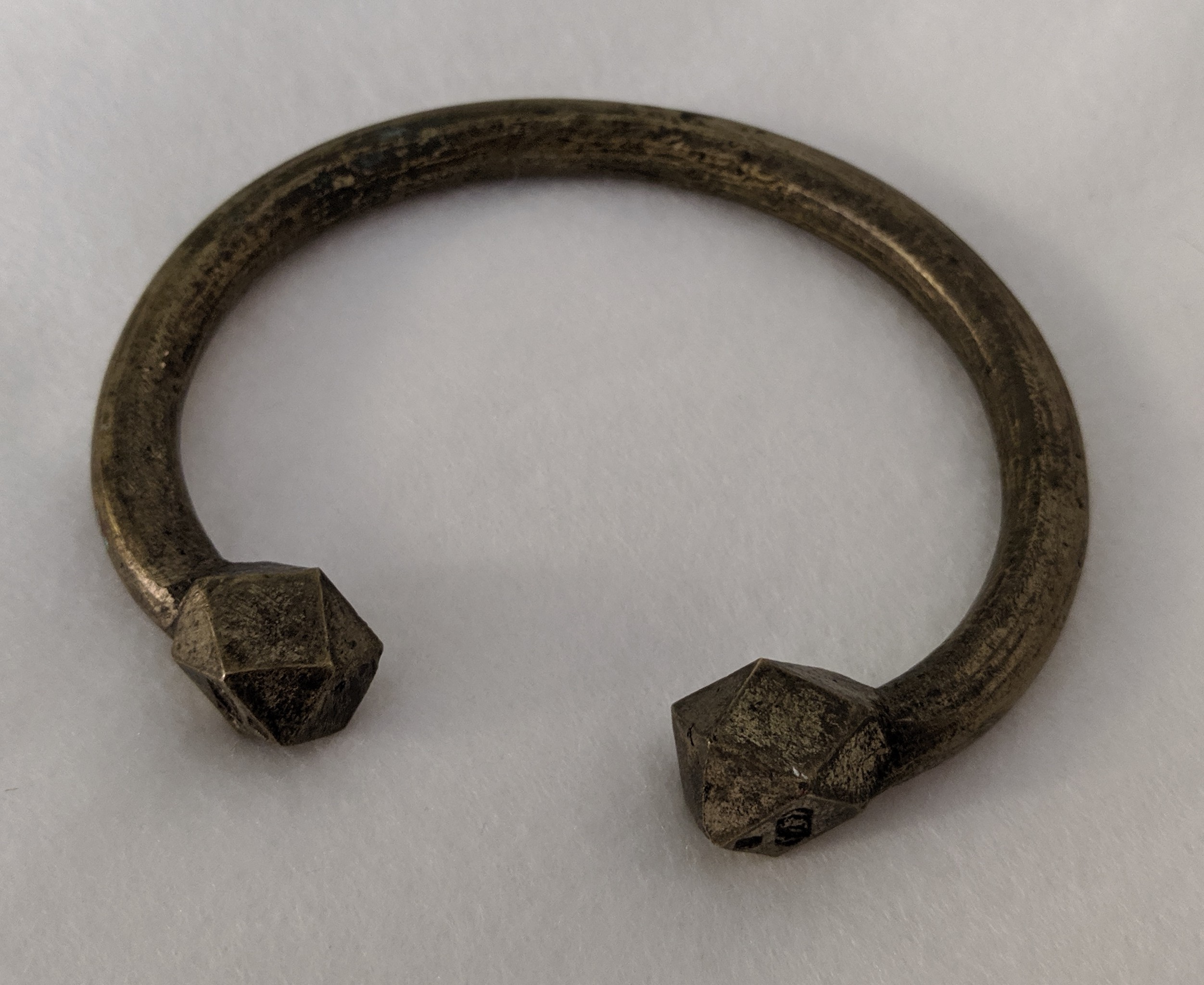 Heavy brass torque bracelet | Antiques Board