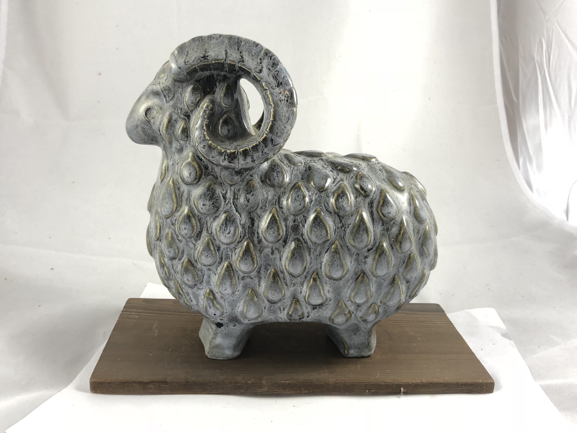 Ceramic ram IS he European? | Antiques Board