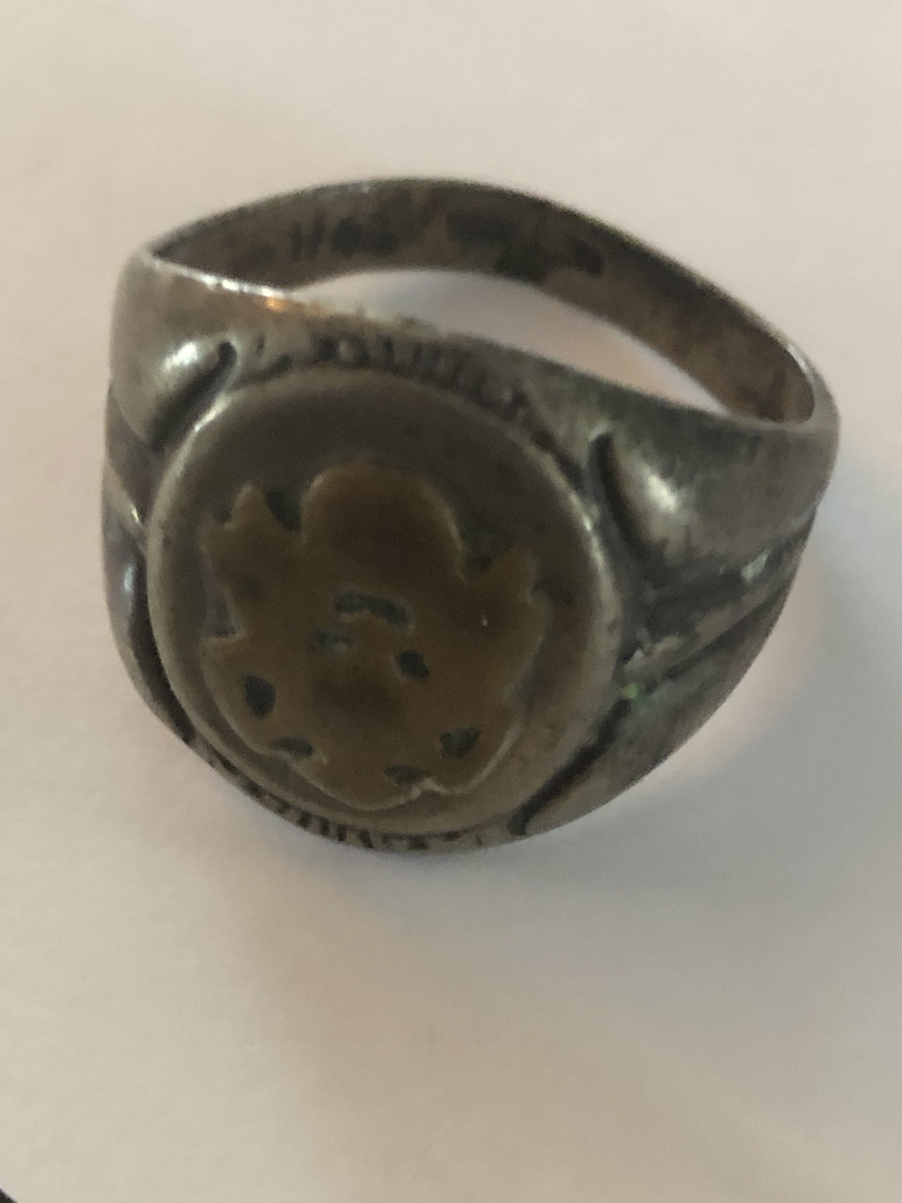 Impossible ring query | Antiques Board