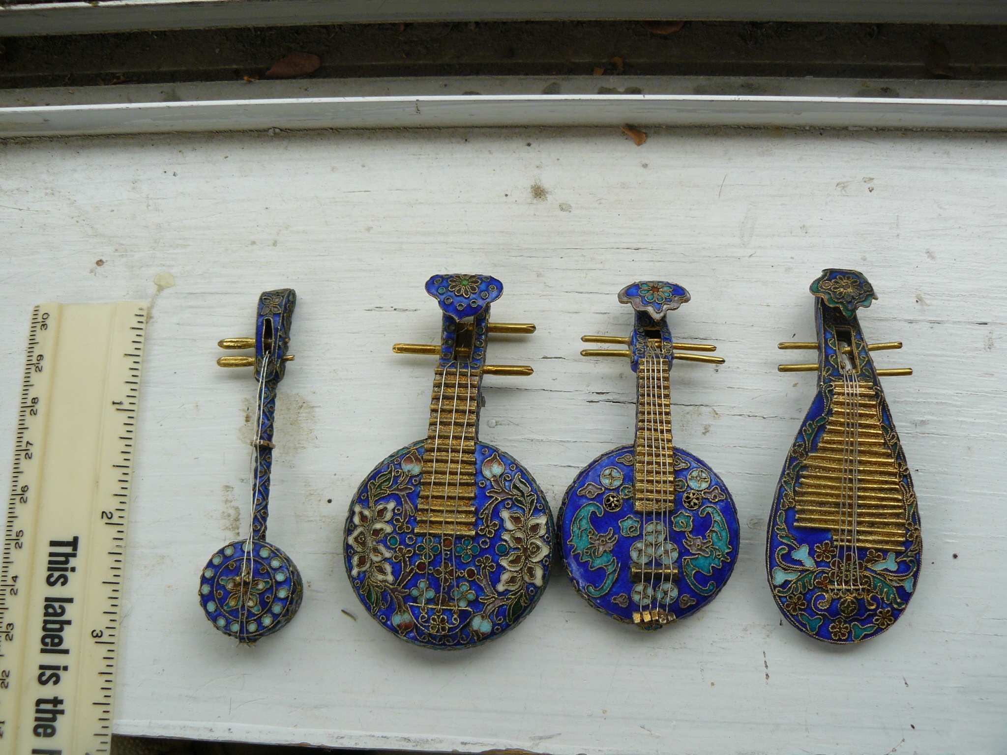Even more miniature Chinese cloisonne instruments | Antiques Board