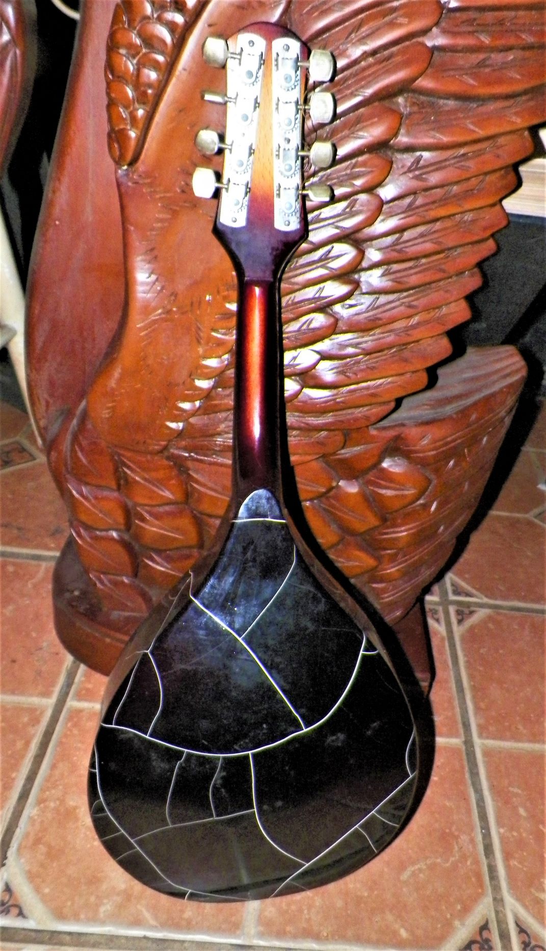 ANY INFO ON HAND PAINTED(?) VINTAGE/ANTIQUE MANDOLIN? | Antiques Board
