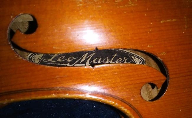 Thrift Find - 1922 Leo Master Violin; Papers inside say Germany but ...