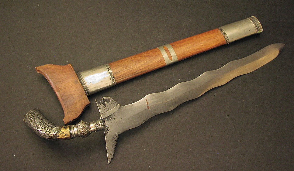 Moro Keris...& Keris......knives of Philipines & Indonesia.. | Antiques Board