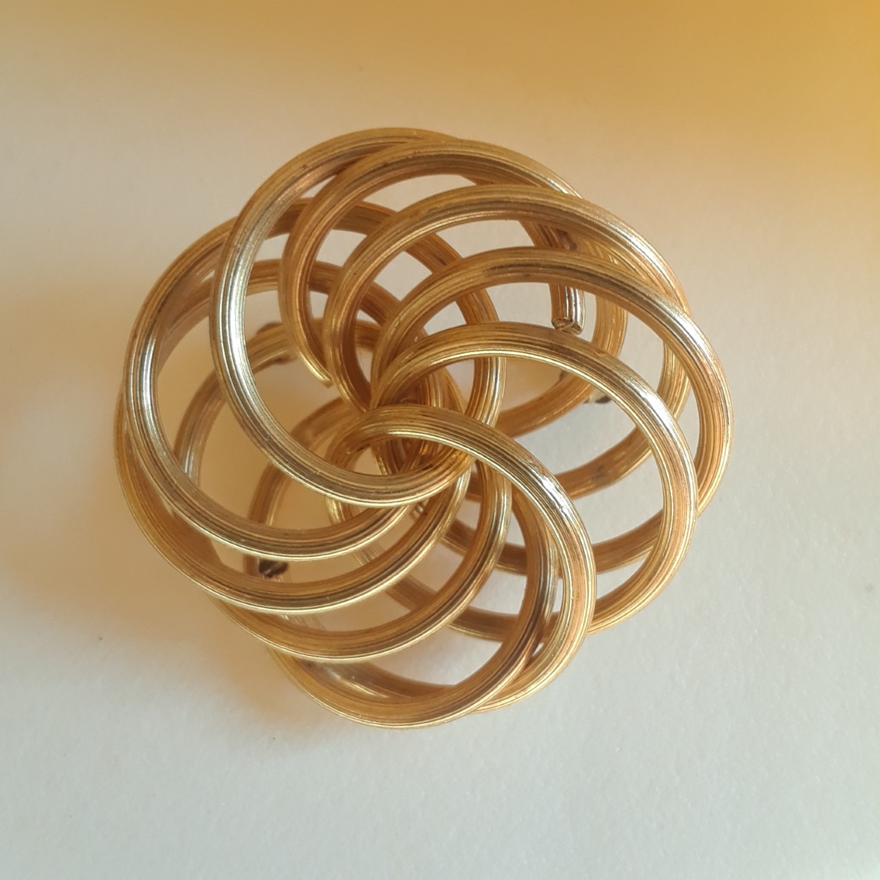 Gold Pin Info | Antiques Board