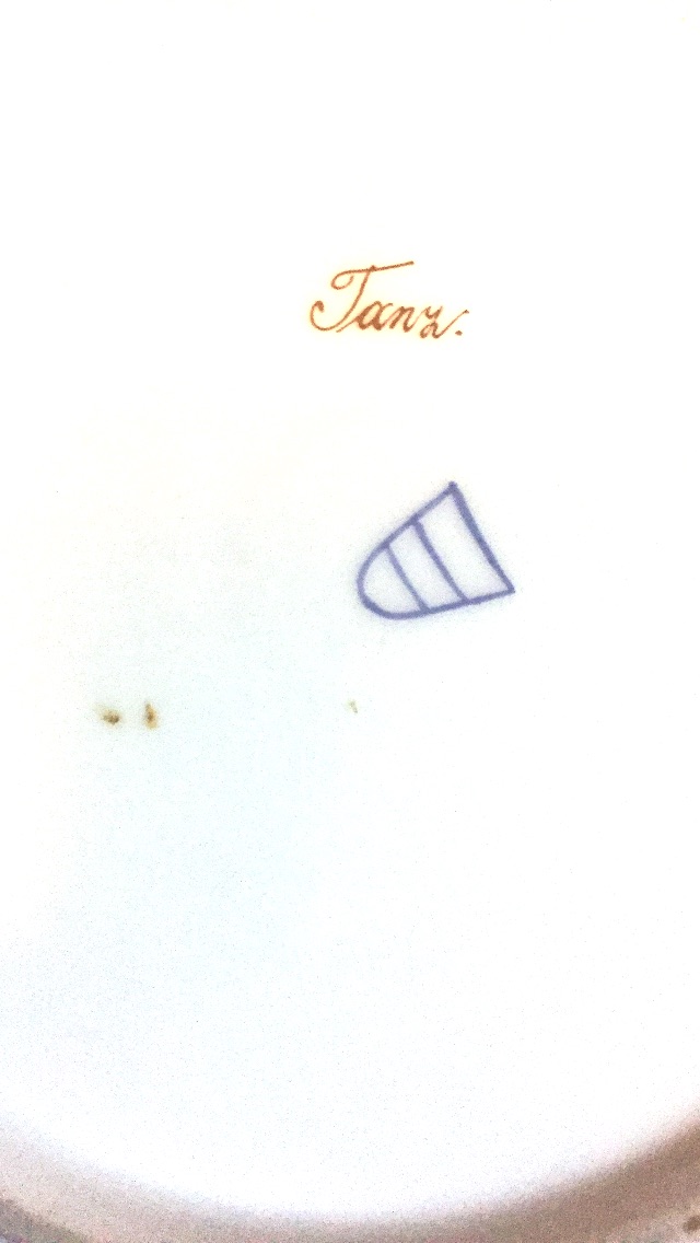 Royal Vienna Porcelain - Beehive Maker's Mark | Antiques Board