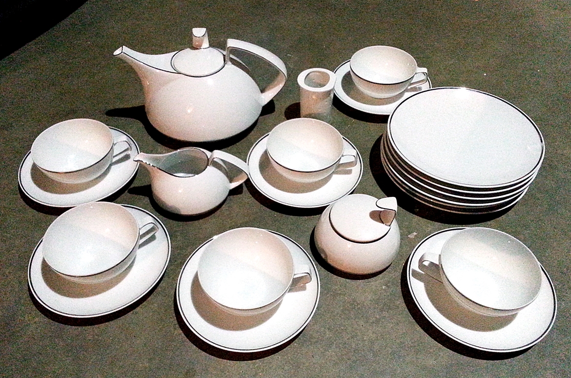 My latest purchase. .Rosenthal TAC 02 Platinum Tea Set. Value ...
