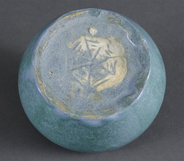 Pottery Bud Vase with Spider Web Signature | Antiques Board