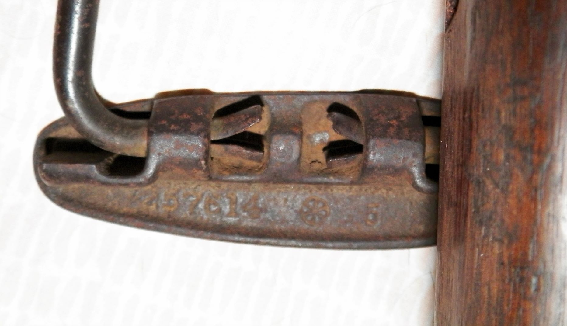 WHAT MODEL & YEAR (WWII?) MACHINE GUN BODY/STOCK IS THIS? | Antiques Board