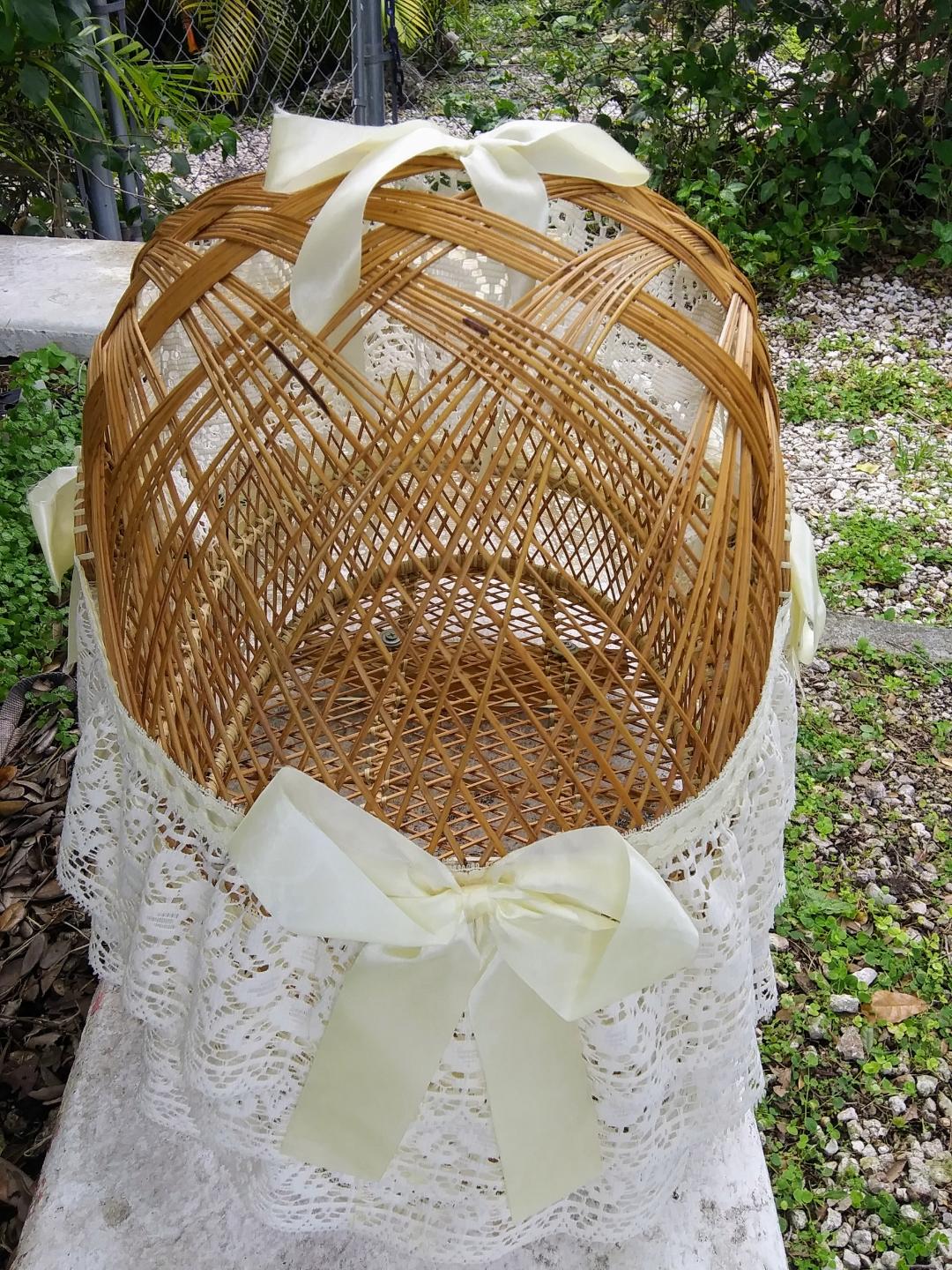 WICKER DOLL ROCKING BASSINET - OLD? | Antiques Board