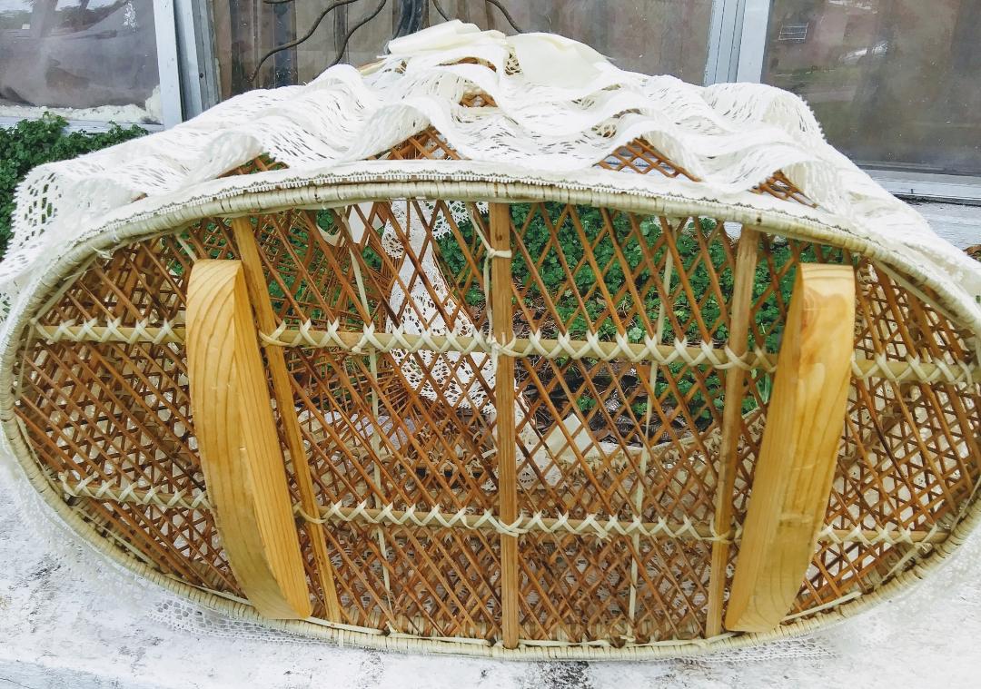 WICKER DOLL ROCKING BASSINET - OLD? | Antiques Board