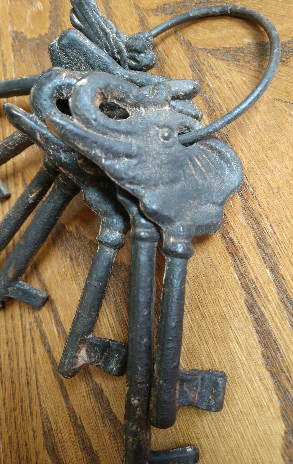 Animal Head Skeleton Keys | Antiques Board