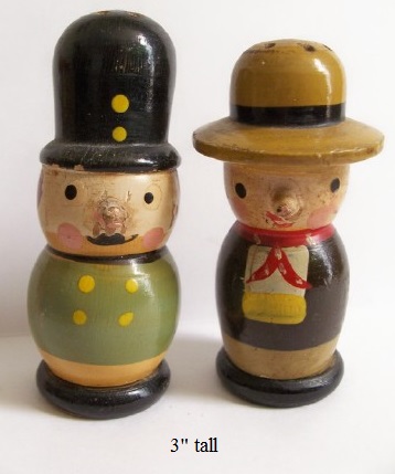 Wooden Shaker Sets | Antiques Board