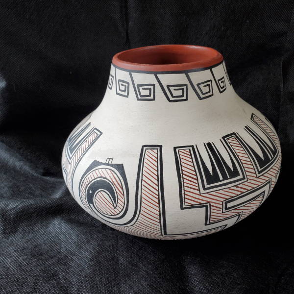 Signed Ray Bustos Zuni Pottery | Antiques Board