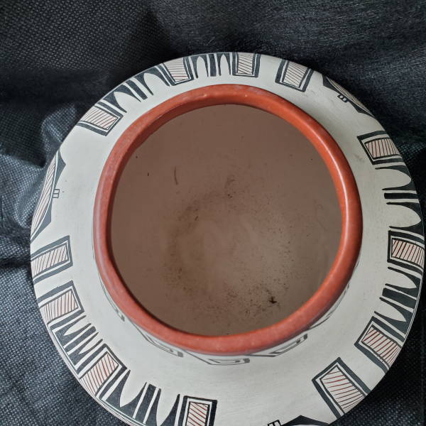 Signed Ray Bustos Zuni Pottery | Antiques Board