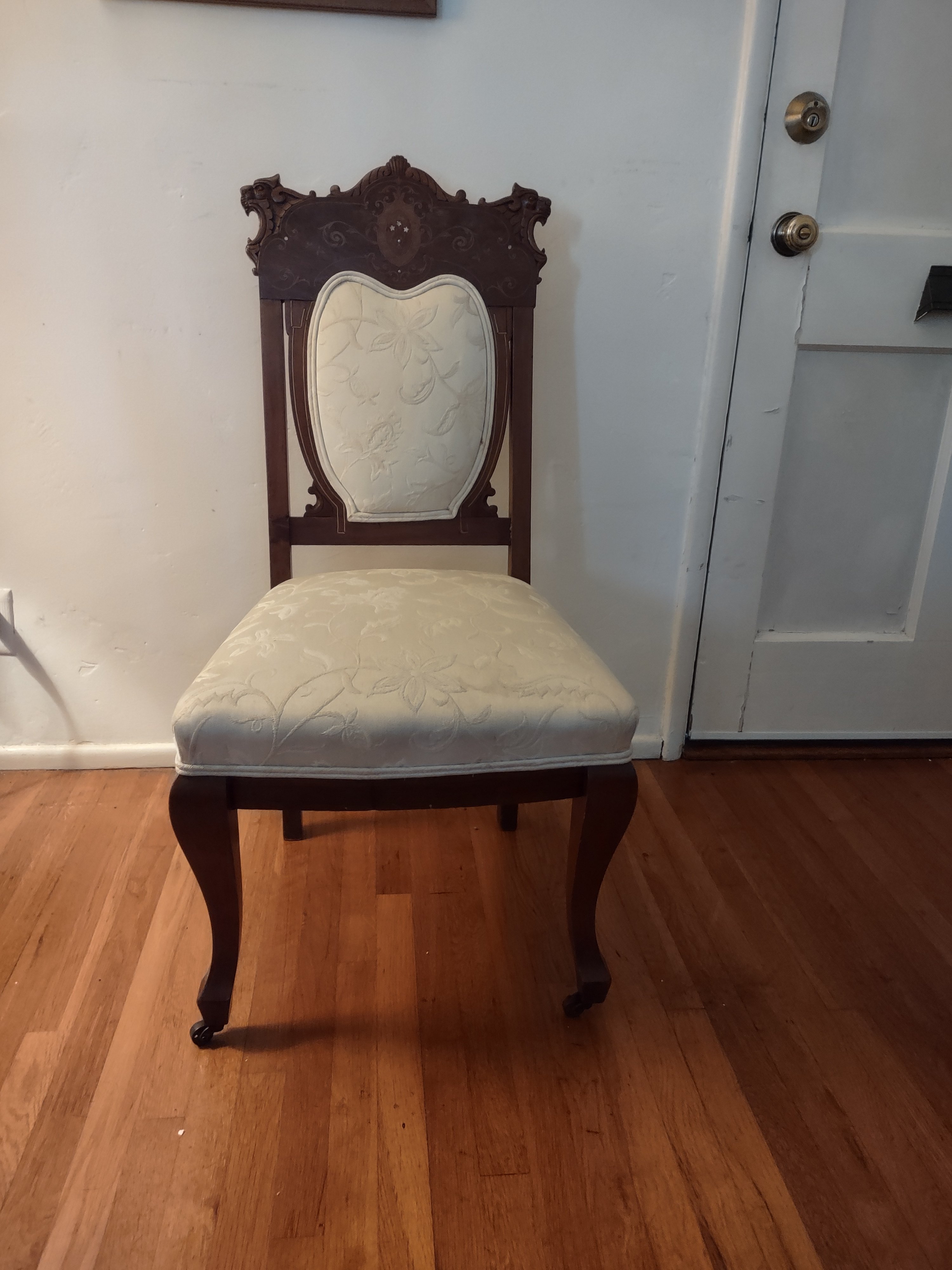 Victorian chair | Antiques Board